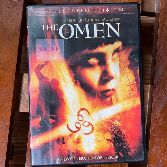 20th Century Studios | Media | The Omen Dvd 206 Widescreen Julia Stiles ...